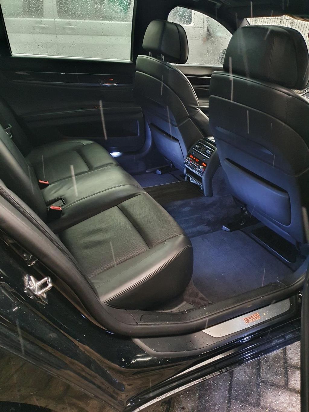 BMW 7-serie M750Li High Executive 500PK / 21''Velgen Massagestoelen ...