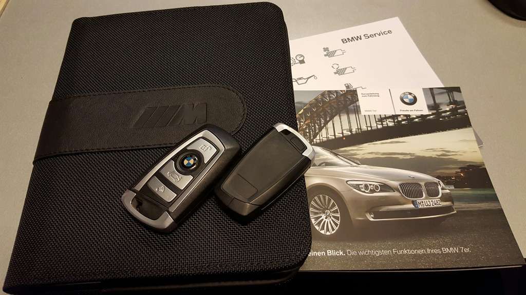 BMW 7-serie M750Li High Executive 500PK / 21''Velgen Massagestoelen ...